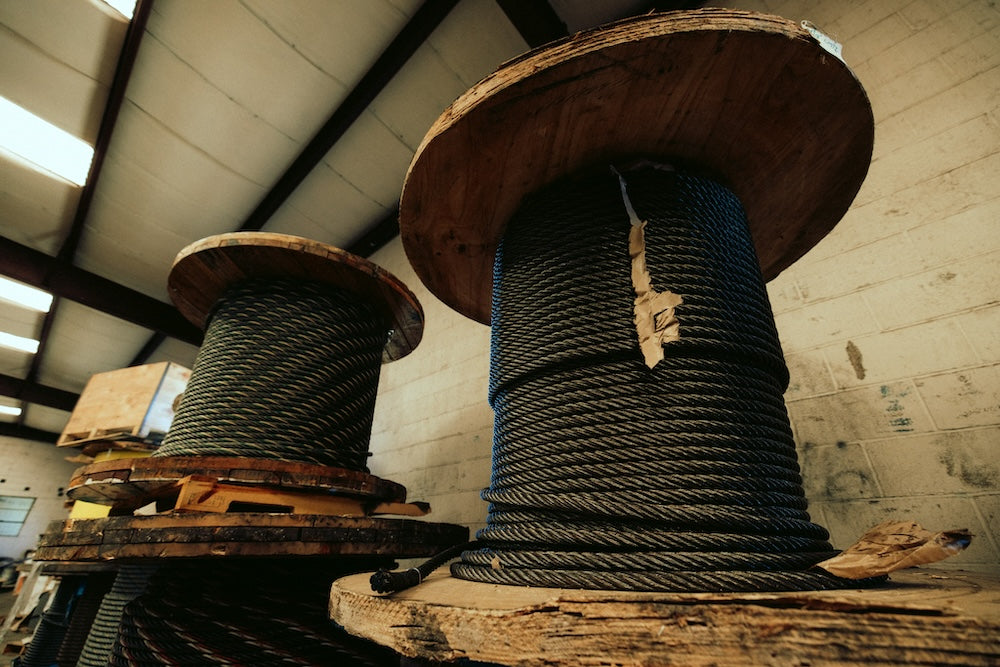 Wire Rope vs. Synthetic Rope: Which is Right for You? – Edwards Wire Rope
